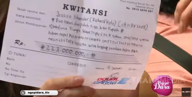 7 Photos of Jessica Iskandar's Bag Contents, Starting from 300 Million Watches to Receipts of ...