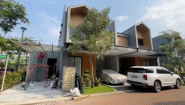 7 Potret Rumah Farida Nurhan yang Kini Sukses Jadi Food Vlogger ...