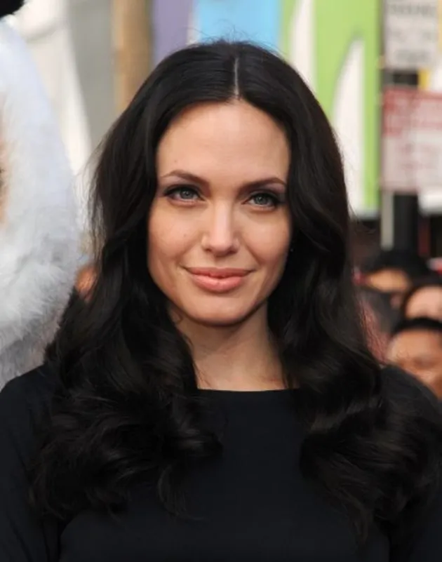 8 Portraits of Angelina Jolie, Hailed as the Hollywood Icon 'Ages Like ...