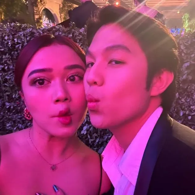 8 Potret Brisia Jodie dan Jonathan Alden Resmi Pacaran, Sudah Dekat Sejak 2022 - KapanLagi.com