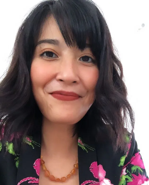 8 Latest Photos of Sophie Navita who is Getting Slimmer after Adopting ...