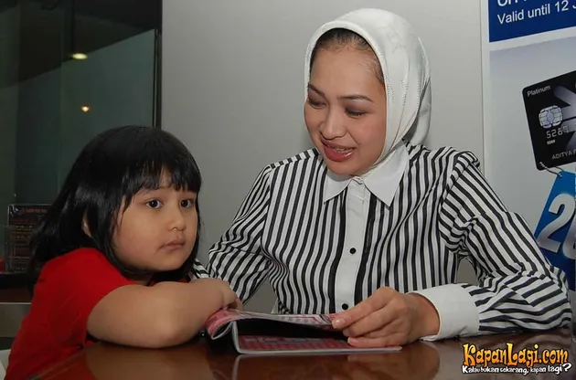 Airin Rachmi Diany Abdikan Diri Untuk Sesama - KapanLagi.com