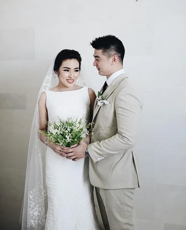 Detail Pernikahan Chef Arnold - Tiffany, Simpel Mewah & Elegan ...