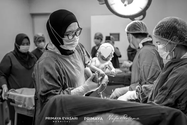 Blessed with Their First Child After 9 Years, Rifky Alhabsyi Reveals ...