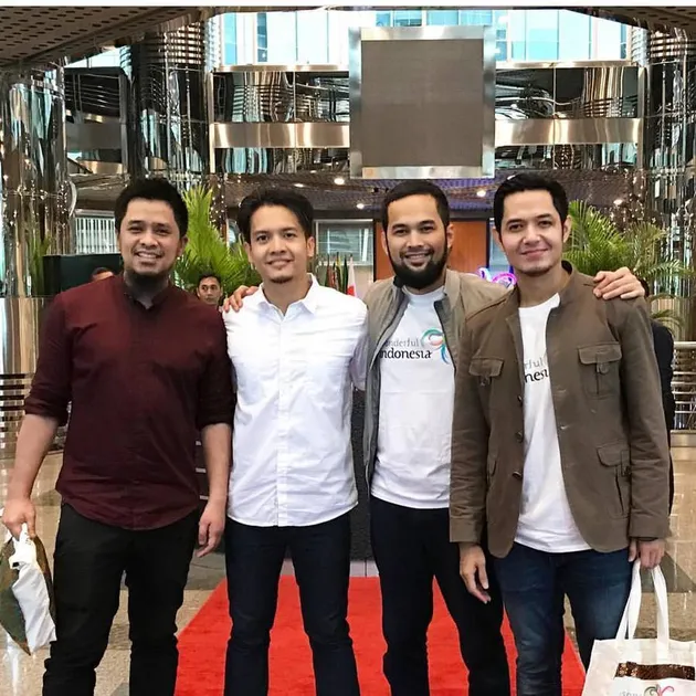 FOTO: Geng Religi Artis Pria Tanah Air, Primus Hingga Dimas Seto ...