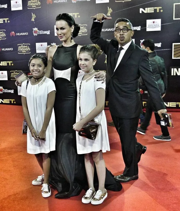 FOTO Sophia Latjuba Jadi Ibu Allea-Manuella di Red Carpet NET 3.0 ...