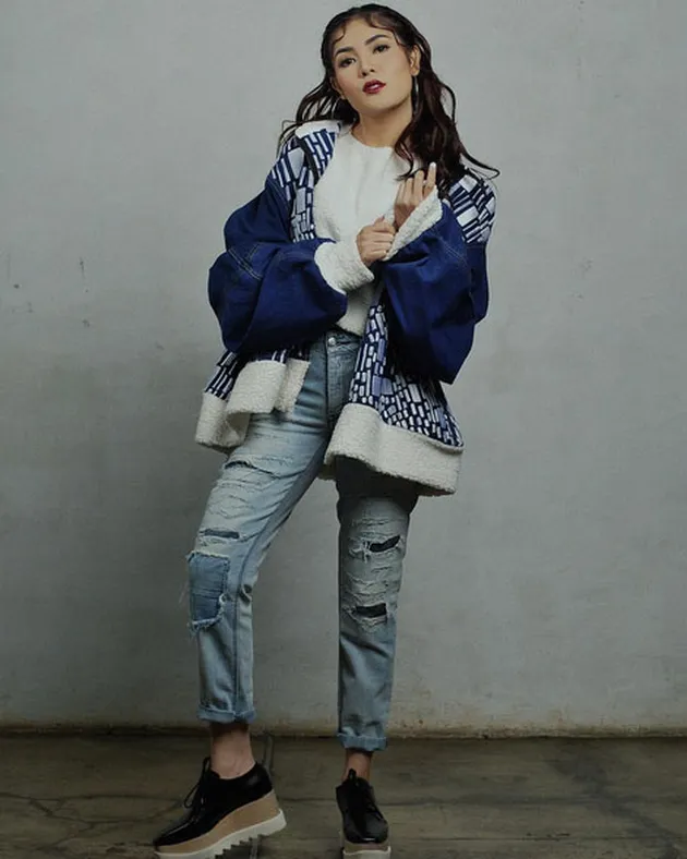 Galeri Photoshoot Nindy Ayunda, Lebih Mirip FKA Twigs? - KapanLagi.com