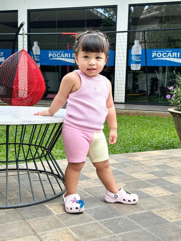 Lily's Style as Nagita Slavina's Child that is Always On Point, Her ...