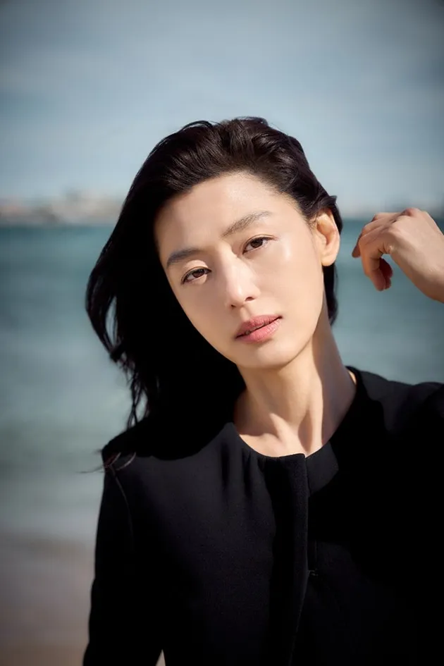 Ini Alasan Jun Ji Hyun Tak Punya Media Sosial, Takut Bikin Kesalahan ...