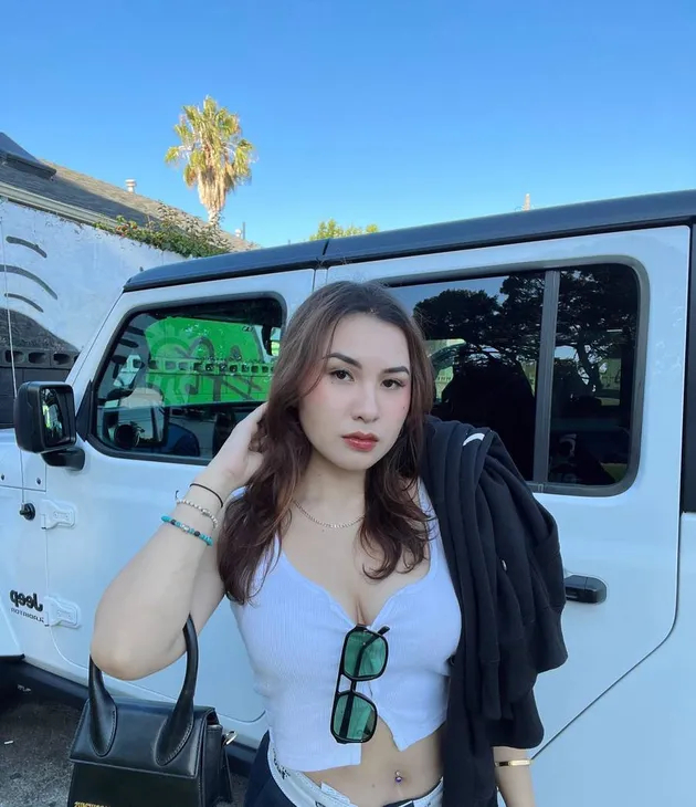 Rarely Seen, 8 Portraits of Audrey Davis, David Bayu's Grown-Up Daughter - Beautiful and Hot