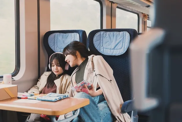 Ke Mana-Mana Masih Nempel Bertiga, Intip 10 Potret Liburan Gading Gisel Gempi Jelajahi Eropa ...