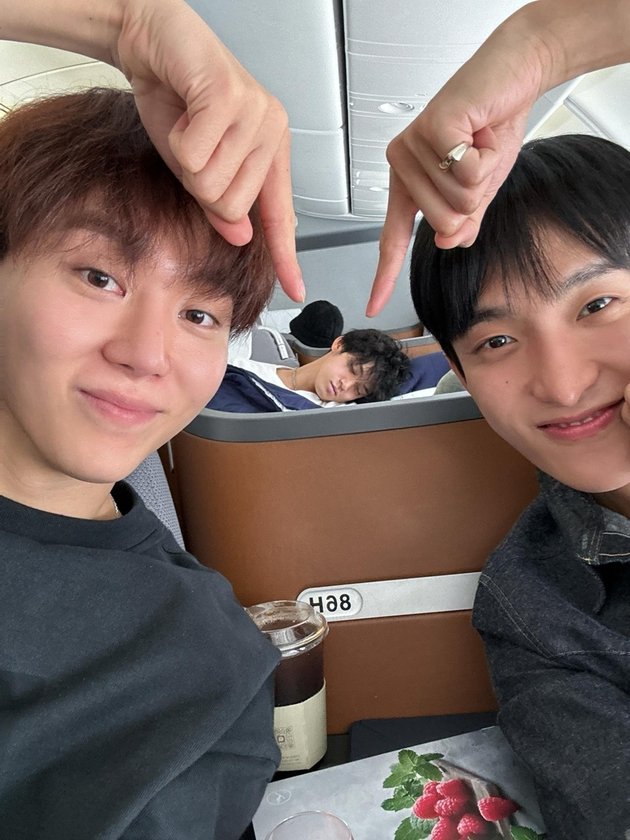 Kompilasi Foto Momen Mingyu Saat Tidur, Sering Diisengin Member ... Kompilasi Foto Momen Mingyu Saat Tidur, Sering Diisengin Member ...