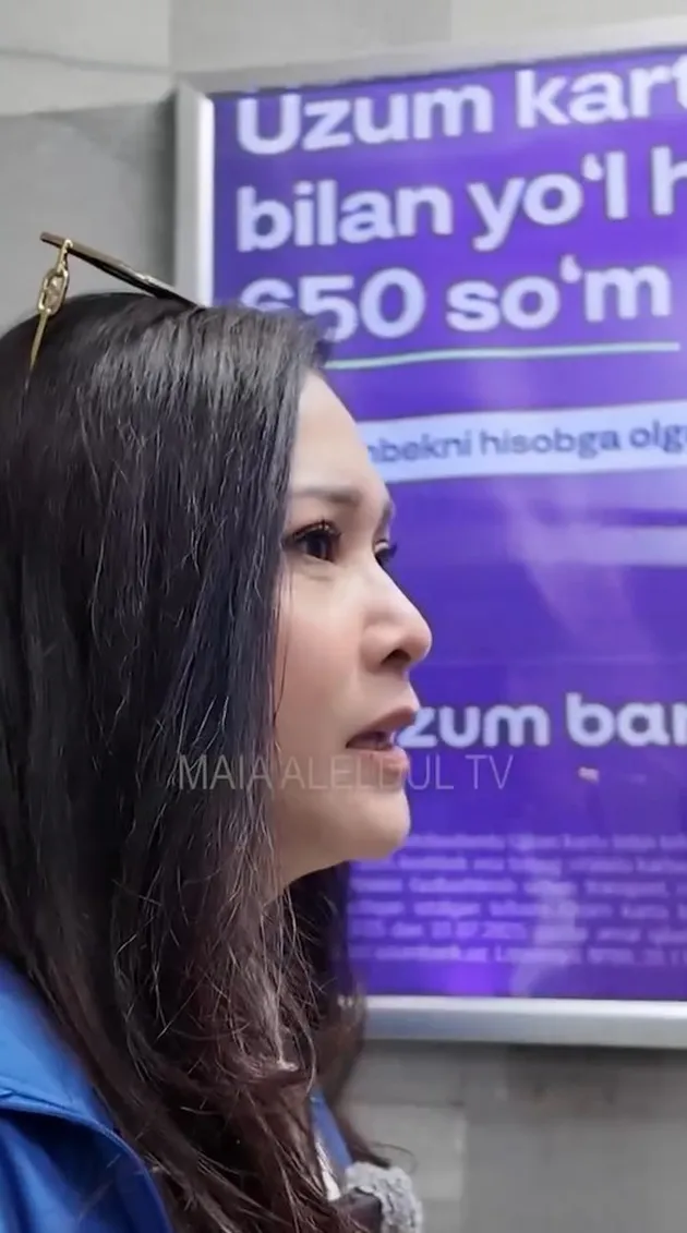 Maia Estianty and Irwan Mussry in Uzbekistan, Given a Beautiful Cap