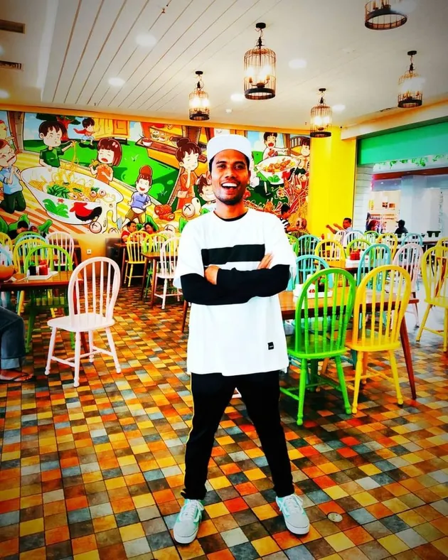 Still Remember Udin Sedunia? Here Are 7 Portraits Now