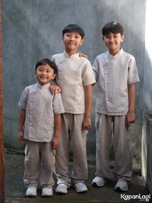 Momen Idul Adha Zaskia Adya Mecca Bersama Anak-anaknya, LDR dengan ...