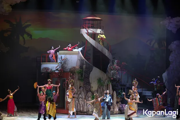 Paper Boat Musical Sets Sail, Inviting the Audience to Chase Dreams