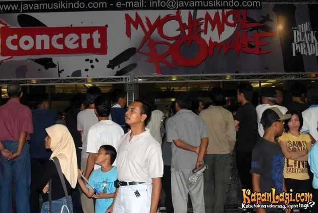 My Chemical Romance - KapanLagi.com