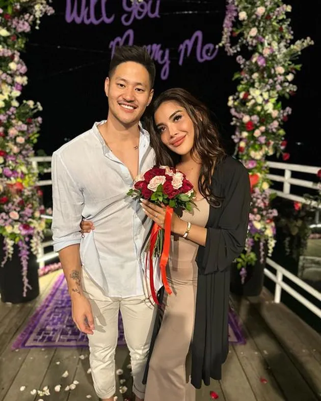Ngaku Hamil 14 Minggu, Potret Millen Cyrus yang Kini Sering Pakai Baju ...