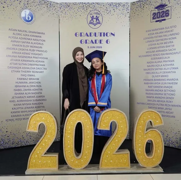 Potret Anak Natasha Rizky dan Desta Wisuda SD, Tulis Pesan Haru untuk ...