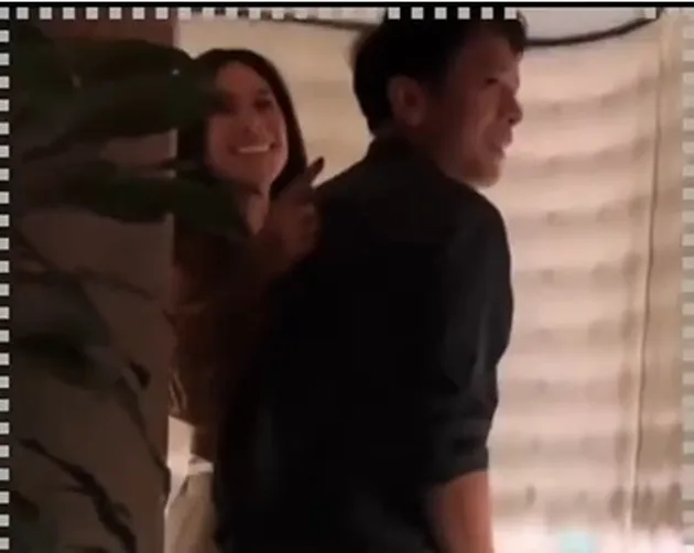 Potret Ariel NOAH Temani Wulan Guritno di Premiere Film 'NORMA', Cuma ...