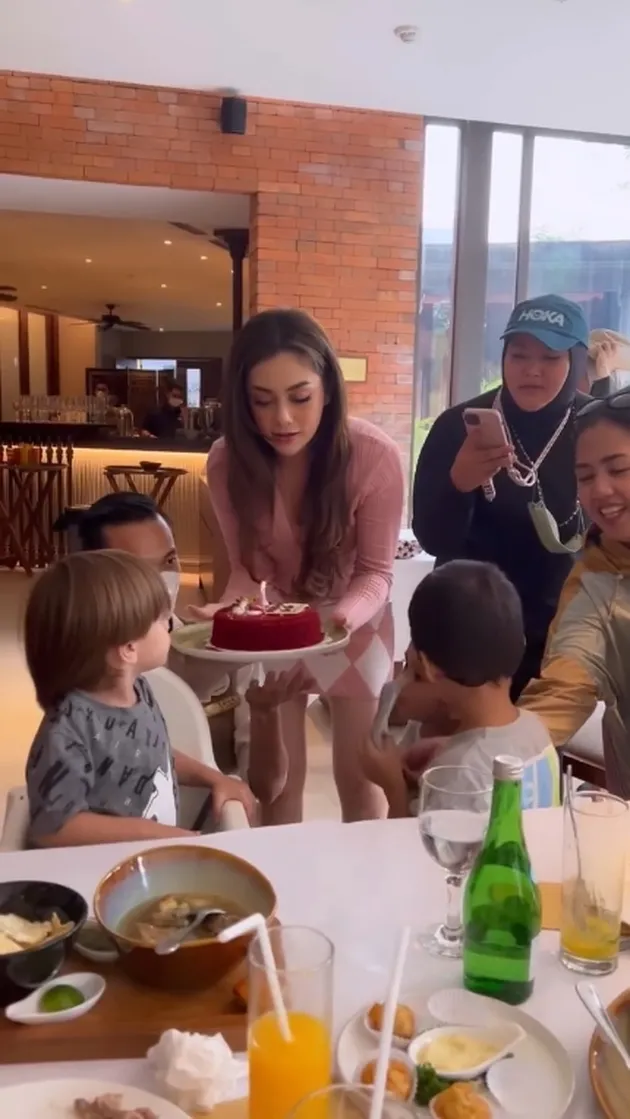 Potret Celine Evangelista Rayakan Ulang Tahun Baby Koa yang ke-3, Tak ...