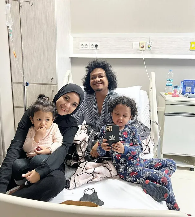 Potret Fati Indraloka Istri Mendiang Babe Cabita Ungkap Keinginan Anak ... Potret Fati Indraloka Istri Mendiang Babe Cabita Ungkap Keinginan Anak ...