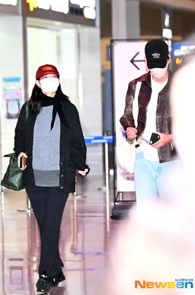 The Date Portrait of Shin Min Ah and Kim Woo Bin Who Will Soon Marry ...