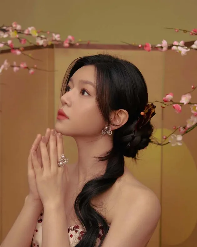 Potret Michelle Chen, Aktris China Usia 40 Tahunan Tapi Vibenya Masih ...