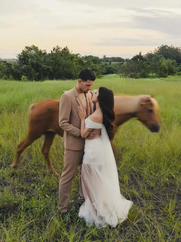 Potret Prewedding Terbaru Jennifer Coppen dan Justin Hubner, Romantis ...