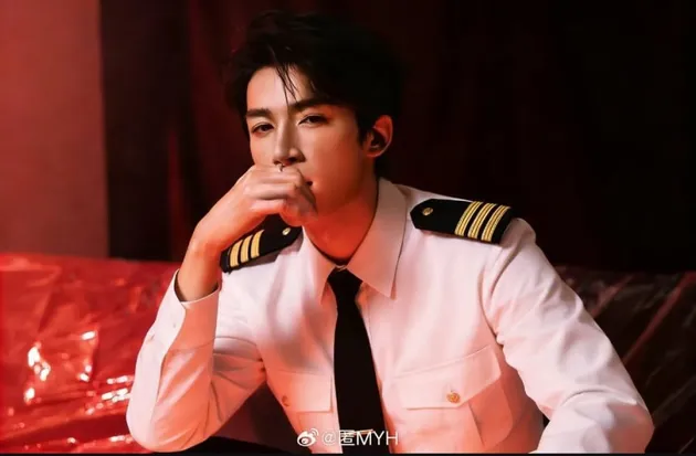 Handsome Portrait of Wang Xing Yue as a Pilot in the Drama A Love ...