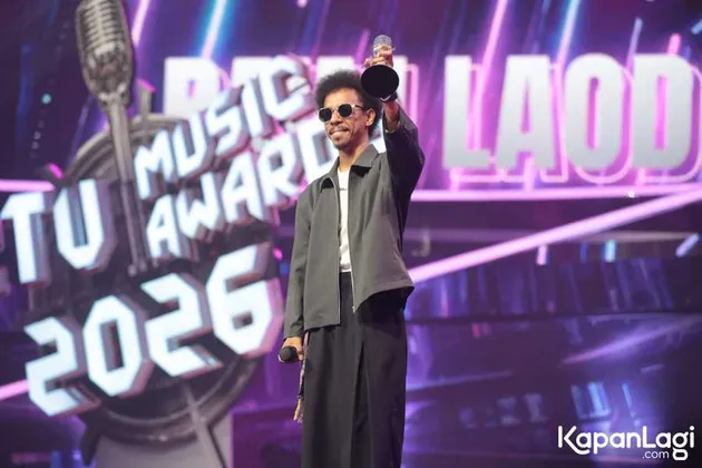 Raim Laode Wins 2 Awards at the SCTV Music Awards 2026, Dominates the ...