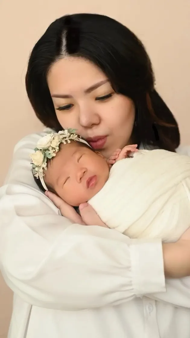 Tina Toon Tells the Struggles of Breastfeeding, Experienced Stress When ...
