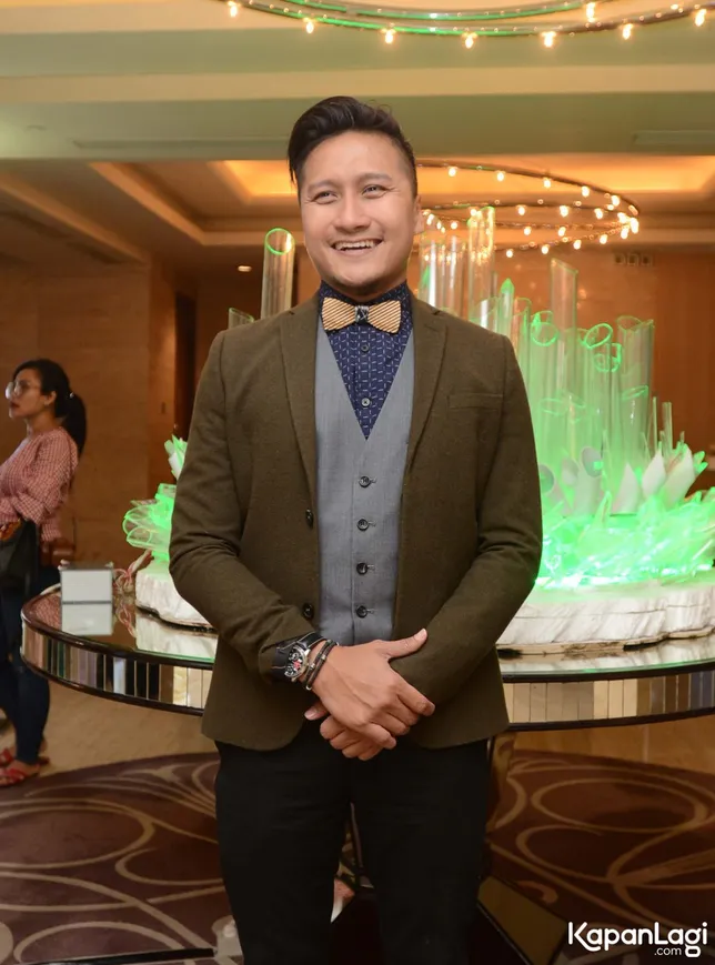 Ulang Tahun ke-42, Arie Untung Merasa Ilmunya Masih Kurang Untuk Jadi ...