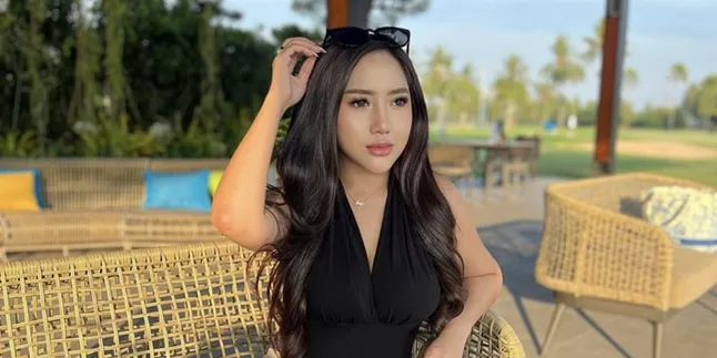 Potret Priscillia Hesty, Model dan Selebgram Seksi yang Sering Dapat Tawaran Open BO Hingga ...