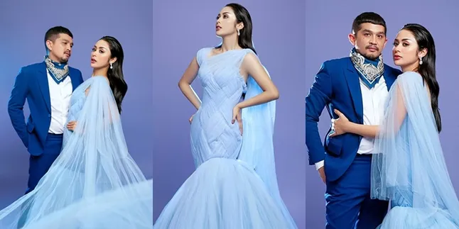7 Photos of Selvi Kitty's Family Portrait, Glamorous in Blue and Super ...