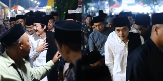 8 Pictures of Gus Iqdam Greeting the Congregation, Surprised by 'Emak ...