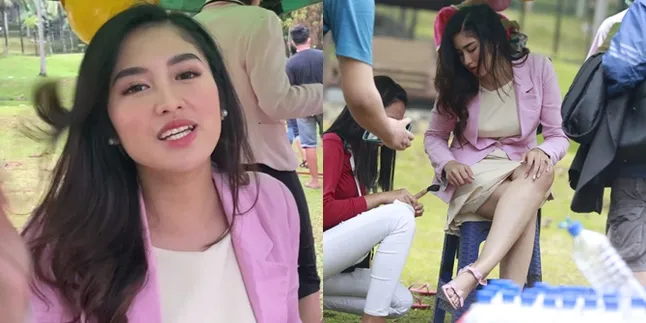 Series of Photos of Ochi Rosdiana Sticking Tape on High Heels While Filming 'BUKU HARIAN SEORANG ...