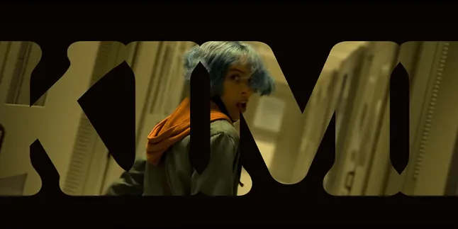 Solving the Murder Mystery, Here are 7 Photos of Zoe Kravitz in the ...