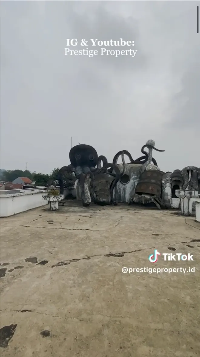 Dulu Ramai Disebut Tempat Pemujaan Setan 10 Potret Rumah Gurita Yang Dijual Seharga 25 Miliar