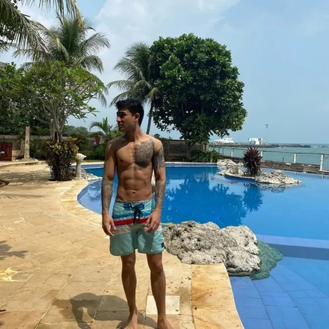 Foto Axel Matthew Thomas