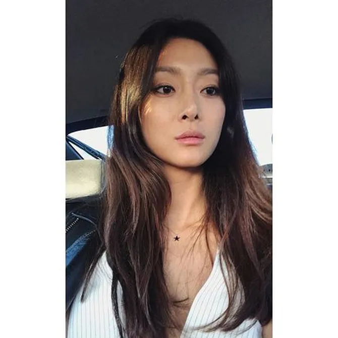 Sara Sohn's Instagram, Twitter & Facebook on IDCrawl