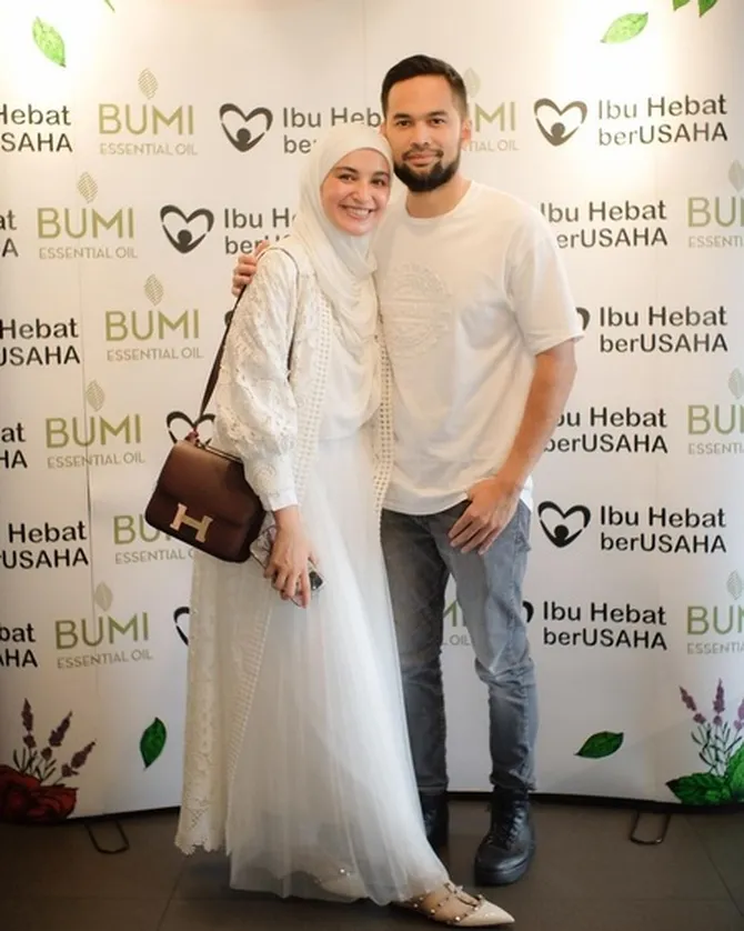 Shireen Sungkar Dan Teuku Wisnu Menikah