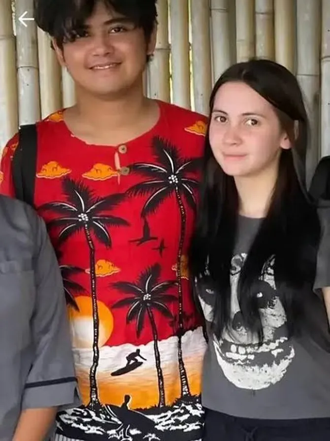 aliando dan pacarnya umur