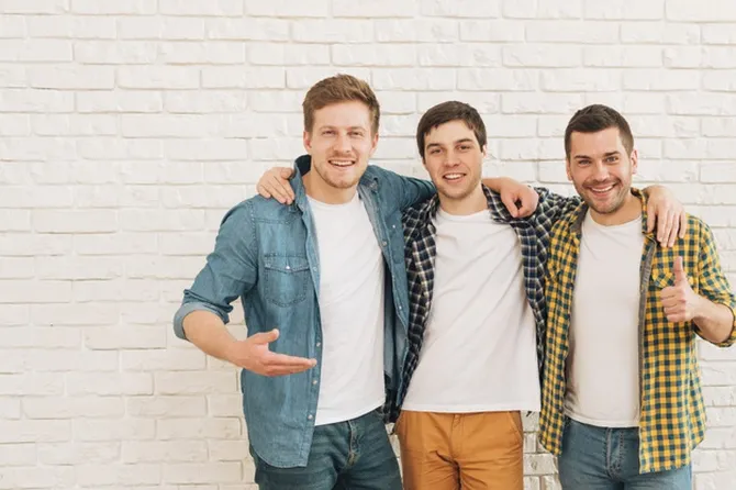 57 Kata-Kata Berteman yang Penuh Makna, Menyentuh Hati dan Inspiratif ...