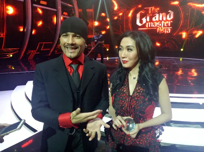 Tampil bareng istri di layar kaca, Romy Rafael punya misi terselubung