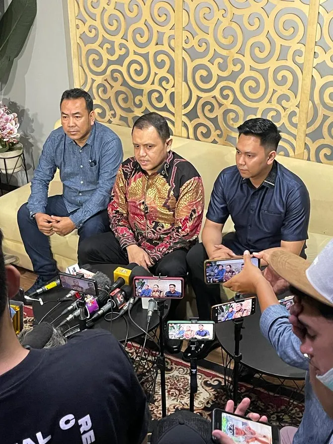 Sengketa Merek Dagang, Polemik Skincare Etiket Biru Memasuki Babak Baru ...