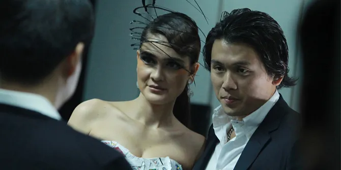 2 Bulan Nikah, Reino Barack Buka-Bukaan Tanggal Putus dengan Luna Maya - KapanLagi.com