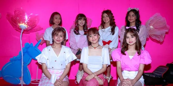 Fakta Unik Girl Group V1RST, Ternyata Ada Yang Saling Ngefans ...