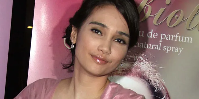 Febby Febiola Benarkan Ada Kemungkinan Cerai - KapanLagi.com