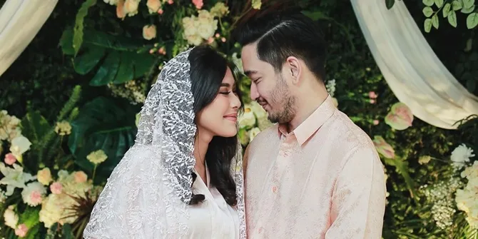 Syahnaz Sadiqah dan Suami Umumkan Jenis Kelamin Anak Kembarnya ...